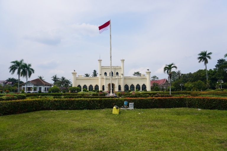 Siak Sri Indrapura Palace: A Kingdom with Rich and Fascinating Culture ...